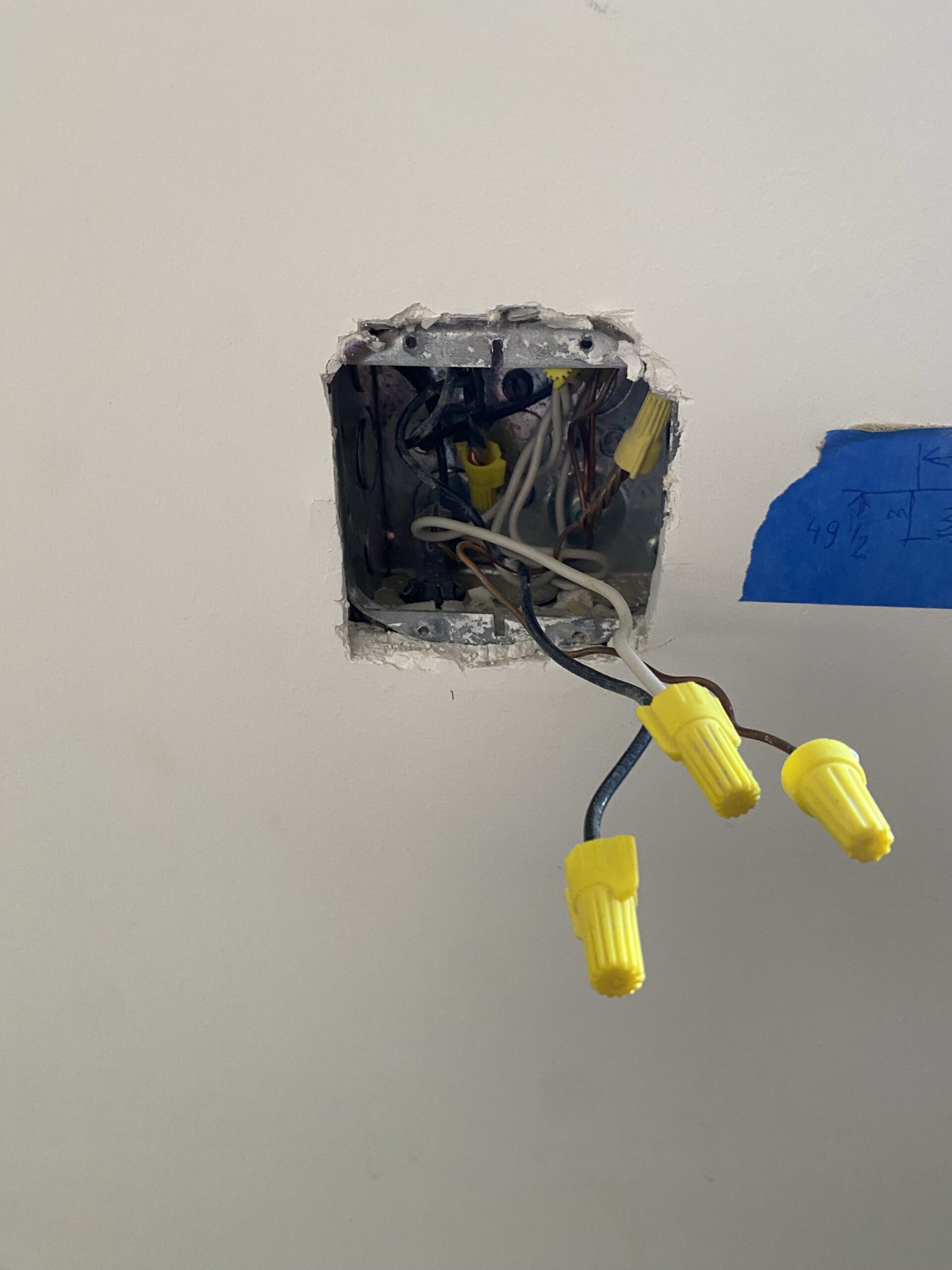 What Are The 4 Types of Electrical Outlets | Electric Blog